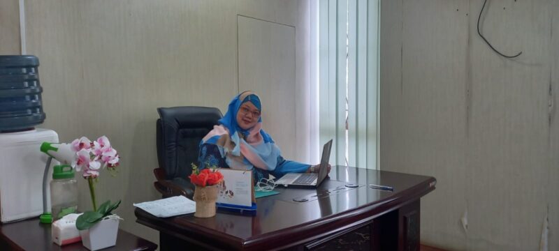 Prof. Dr. Okfalisa Guru Besar Pertama di FST UIN Suska Riau - Fakultas Sains dan Teknologi